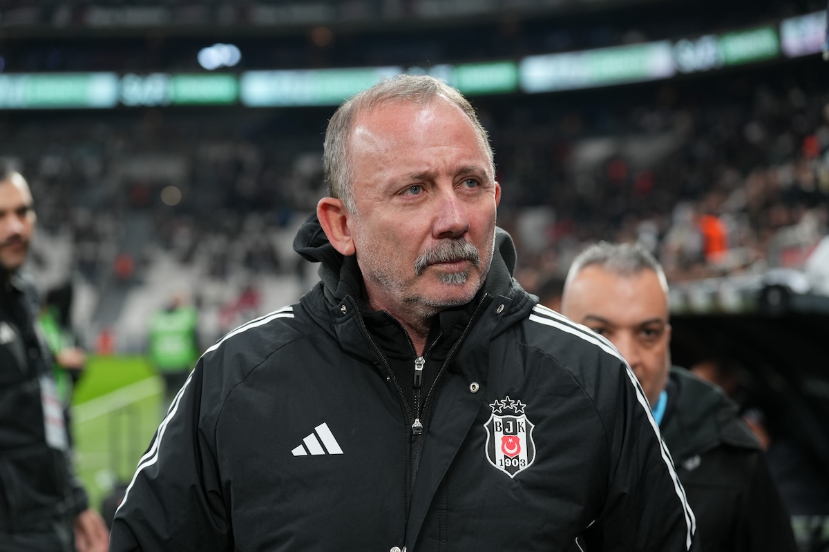 Beben am Bosporus: Sergen Yalcin wirft nach Trabzonspor-Pleite und Fan ...
